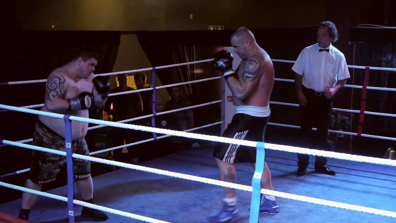 BIG JON LEWIS V BILLY HAWTHORN - YouTube