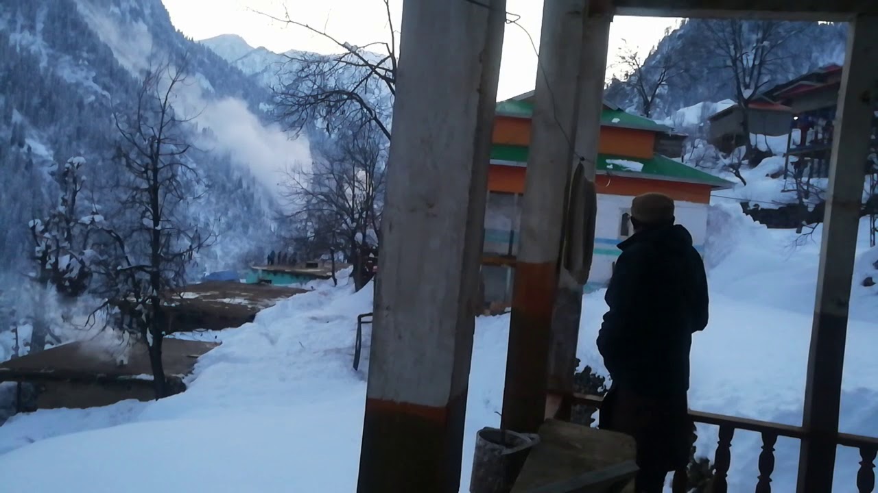 Snow slide || glacier || neelum valley kail - YouTube