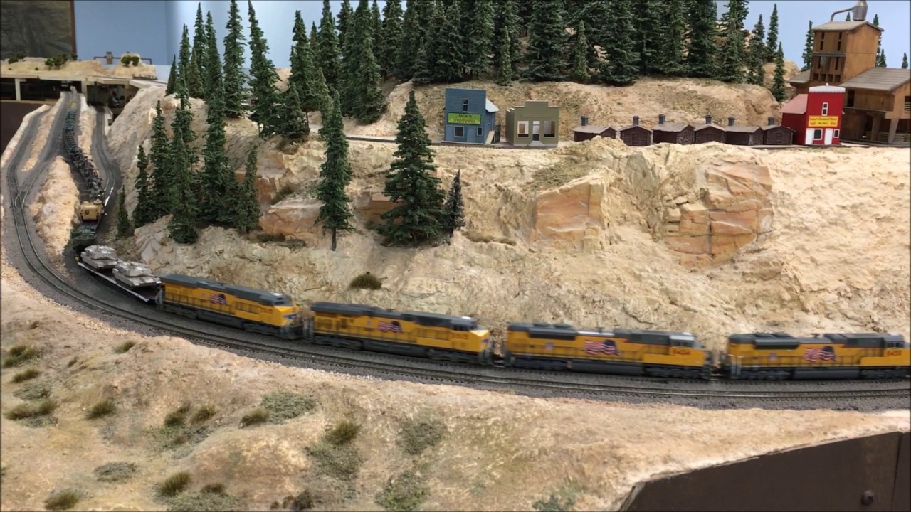 Military train N scale - YouTube
