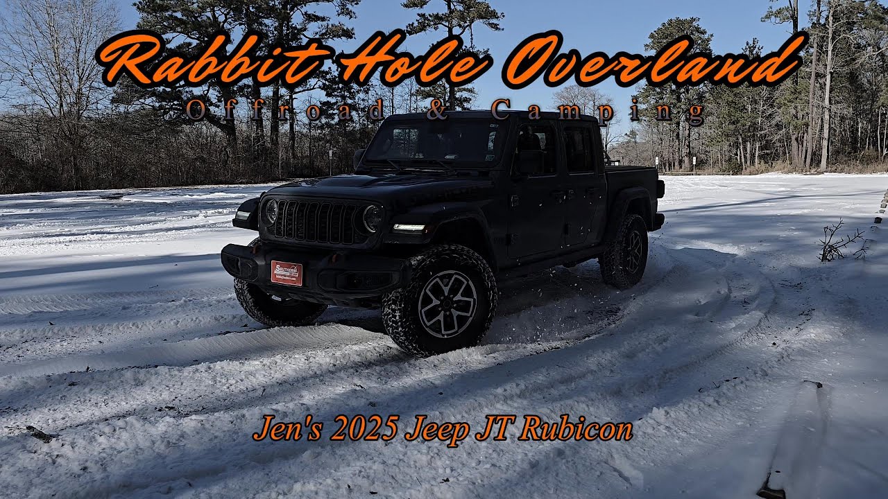 Jen's first Trail Ride in the Snow! Driving her Jeep JT Gladiator ...