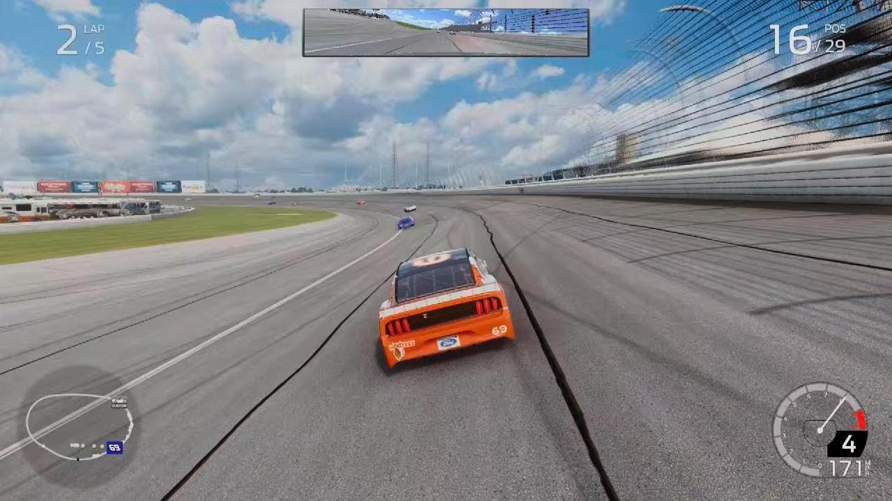 NASCAR Heat 5 - Slide Smash Rolling Finish - YouTube