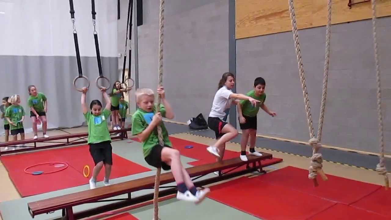 Slingerapen - YouTube