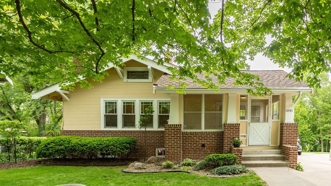 5841 Waterbury Circle, Des Moines, IA 50312 (For Sale) - YouTube
