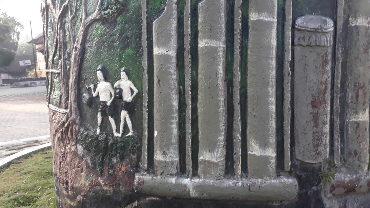 Tugu Baduy Terminal Ciboleger Lebak Banten - YouTube