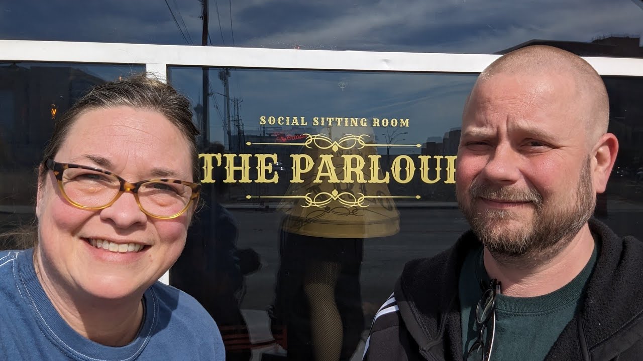 Discover amazing breakfasts at The Parlour downtown! - YouTube