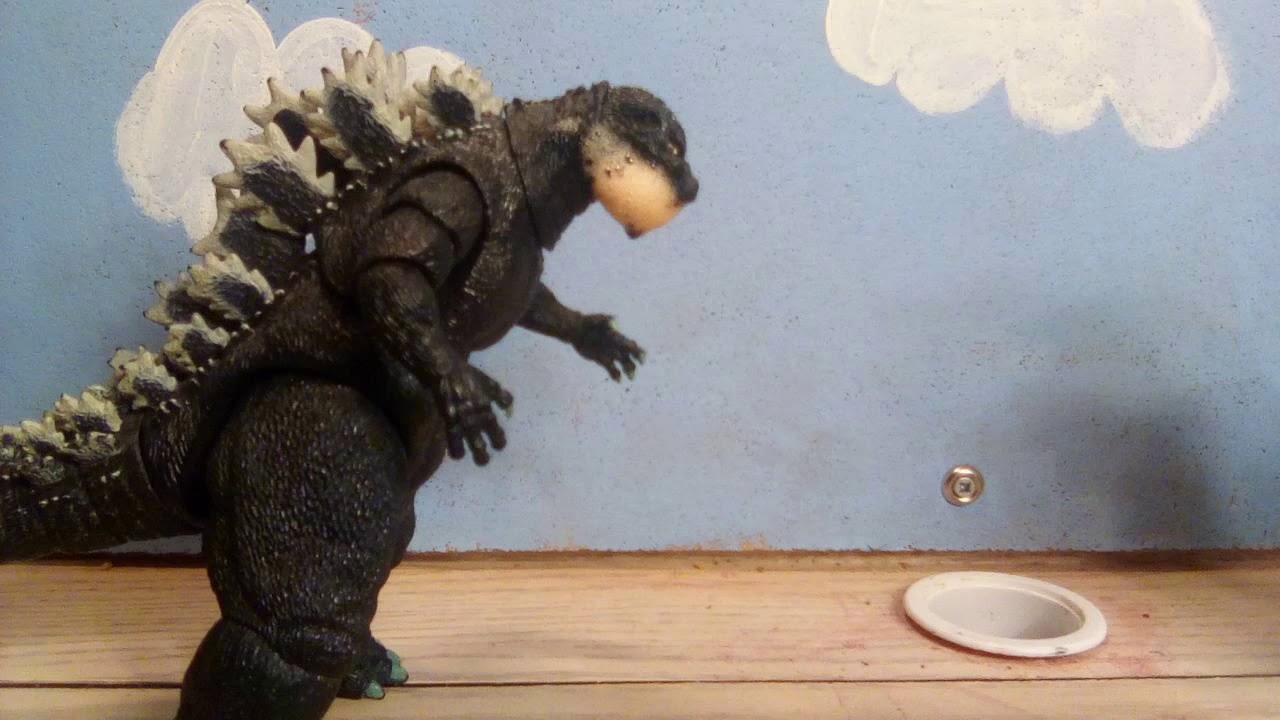 Godzilla vs Golza - YouTube