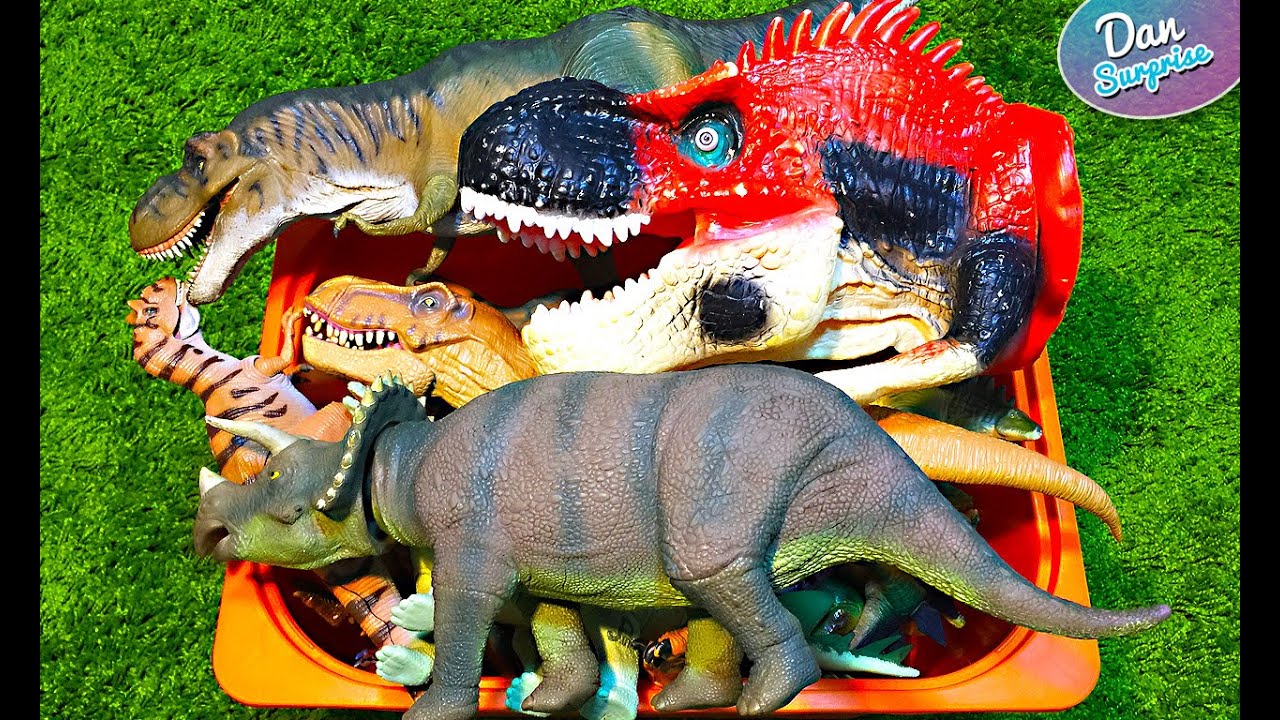 100 Jurassic World Dinosaurs in a Box - T-Rex, Indominus Rex ...