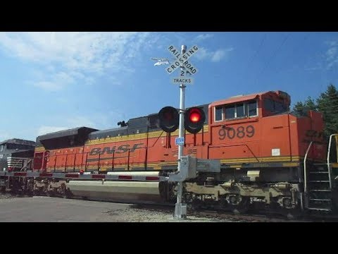 BNSF 4620 West Sand Meet BNSF 9089 East Short Stack STPCHC (7-11-2018) - YouTube