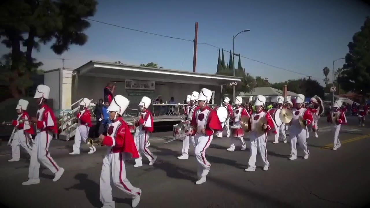 Centennial Apaches La Mlk parade 2k18 - YouTube