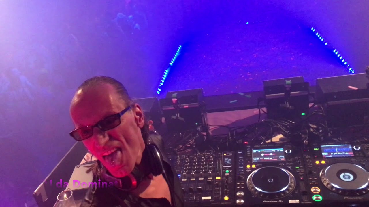 DJ da Dominator @ BITCH 2018 - YouTube