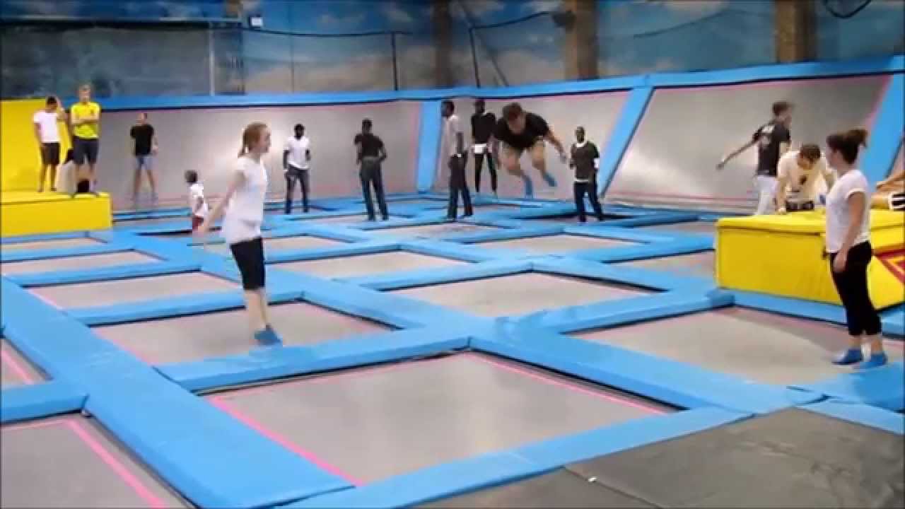 Air Hop Trampoline Park - Guildford 31.07.15 - YouTube