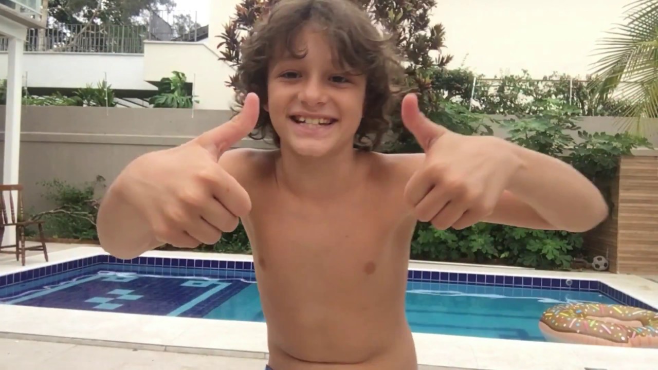 DESAFIO DA PISCINA ft. THAÍS - YouTube