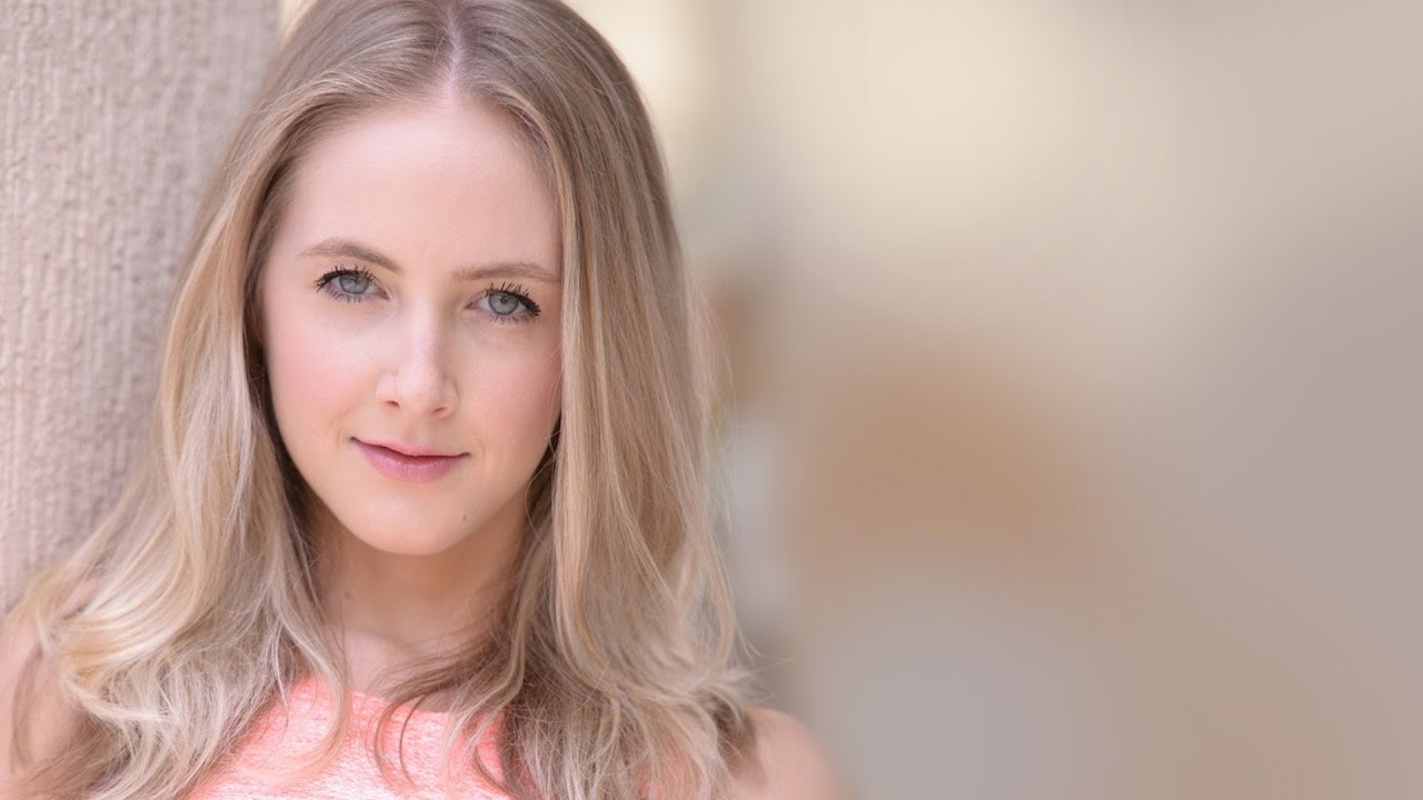 Claire Stewart Moore - Speed Reel 2014 - YouTube