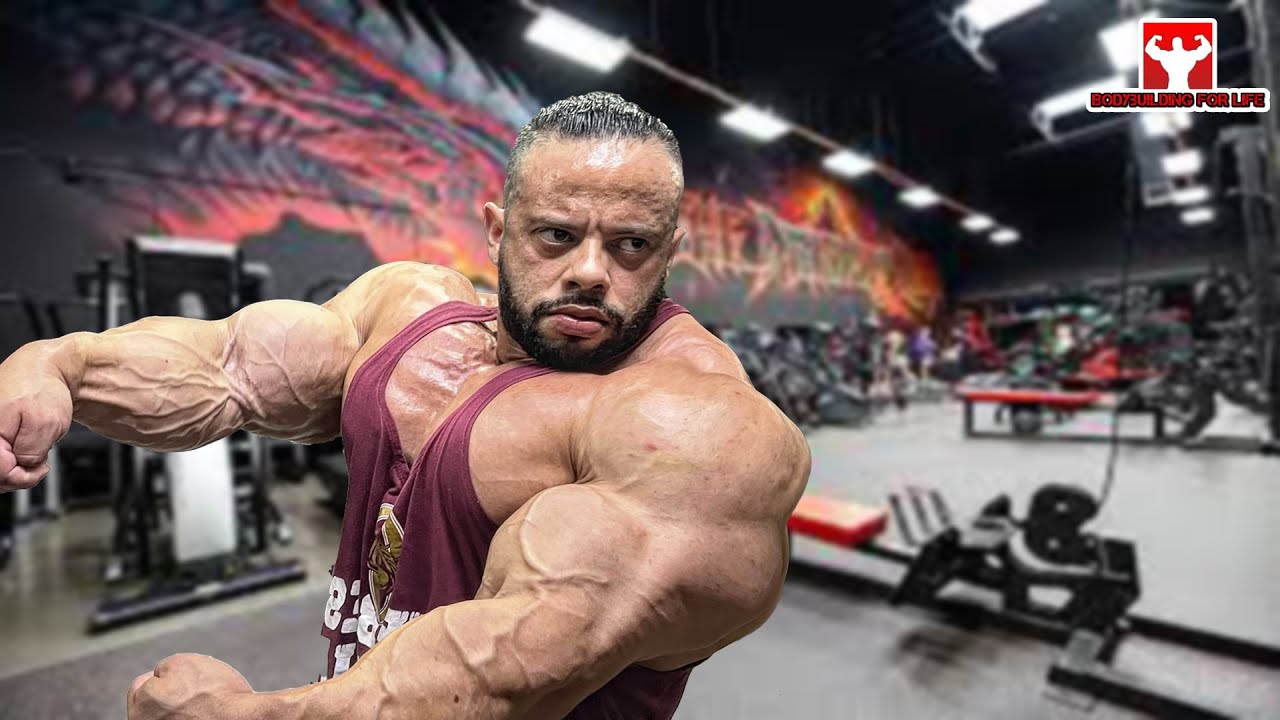 The " TANK " Bodybuilder from Brazil - Fabricio de Souza Moreira - YouTube