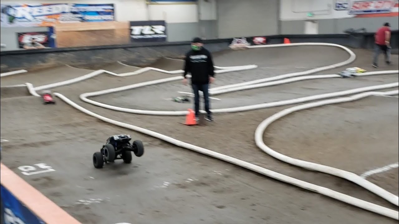 Traxxas X-Maxx Rips at OcRc indoor track (on 8s must see) - YouTube