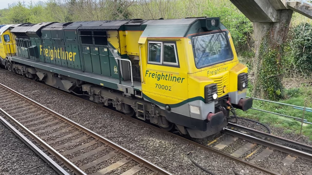 Class 70 | 70002 | Freightliner - YouTube