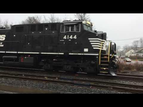 NS 4144 Piscataway NJ 1/5/19 - YouTube