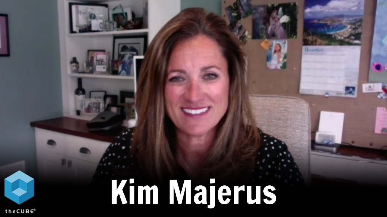 Kim Majerus, AWS | AWS re:Invent 2020 - YouTube