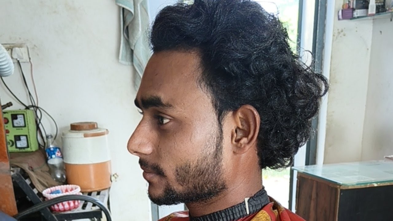 Shakir Khan is live!#unique haircut 💈#karli hair fixing up Sambhal ...