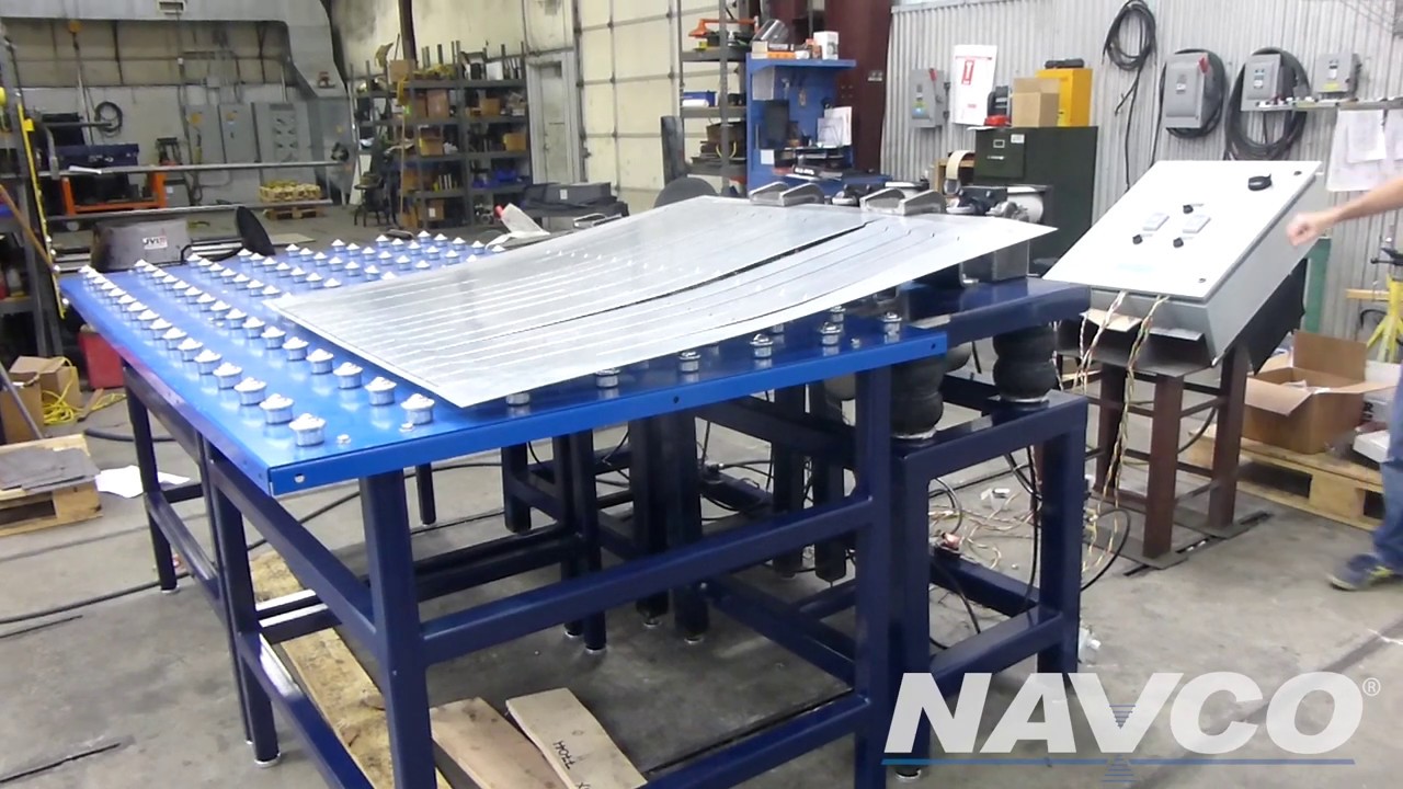 NAVCO Vibratory Table for Denesting Sheet Metal Products - YouTube