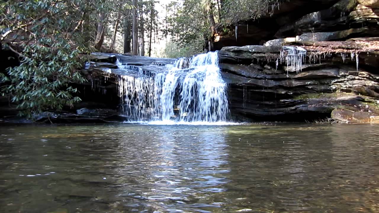 waterfall in hi-def (1280x720) - YouTube