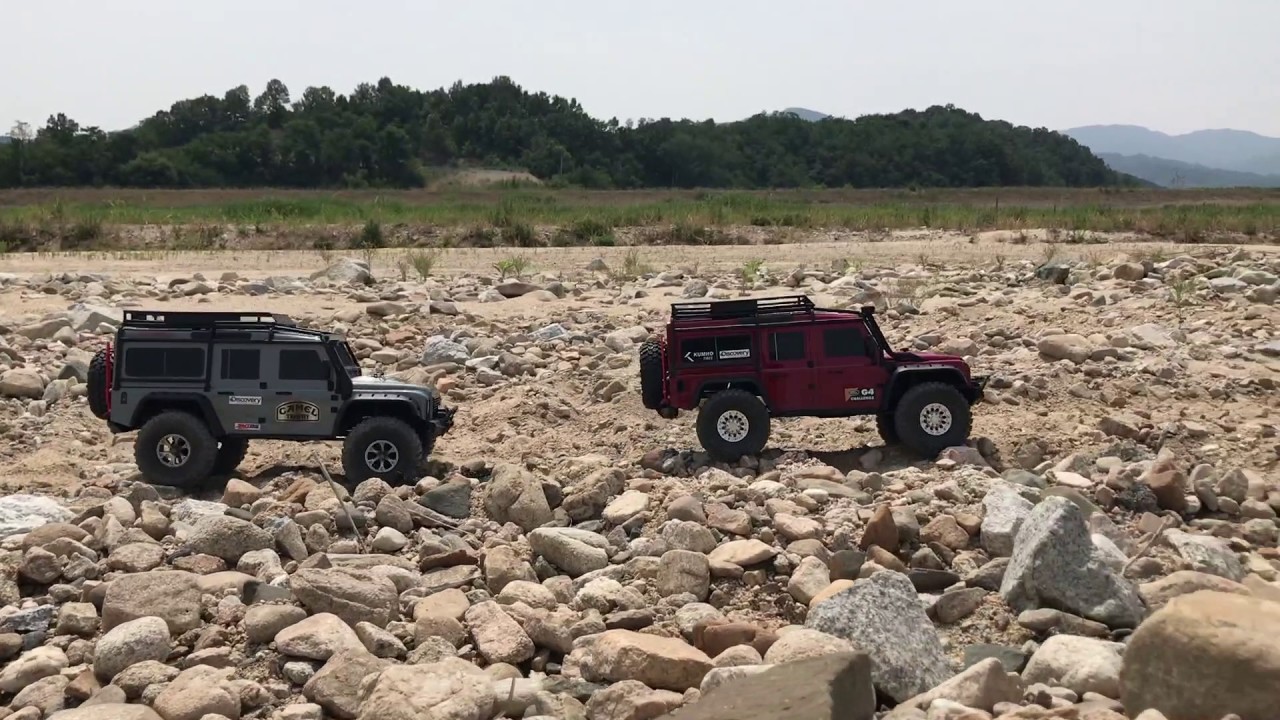 Traxxas TRX-4 LandRover Defender 110 - In the Desert 2/3 - YouTube