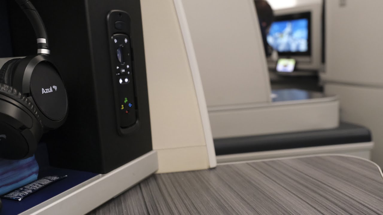 Azul Business Class - A330-900 NEO Trip Report - YouTube