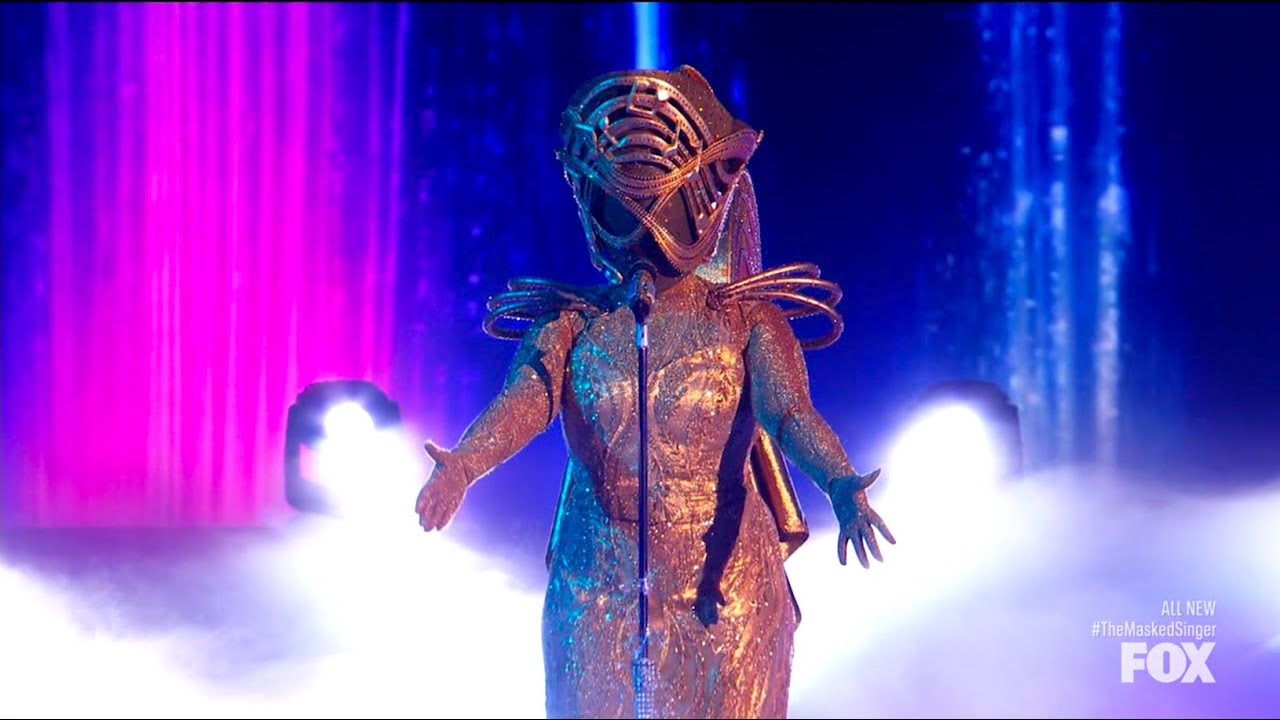 Harp (Amber Riley?) - I Have Nothing and Born to Be Wild - The Masked ...