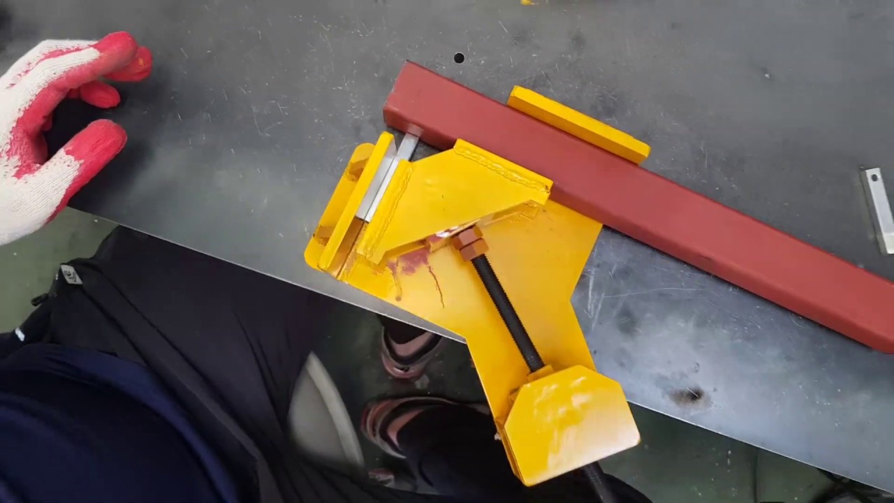 [ MAKEnUSE ] 직각 바이스 만들기_handmade right angle vise - YouTube