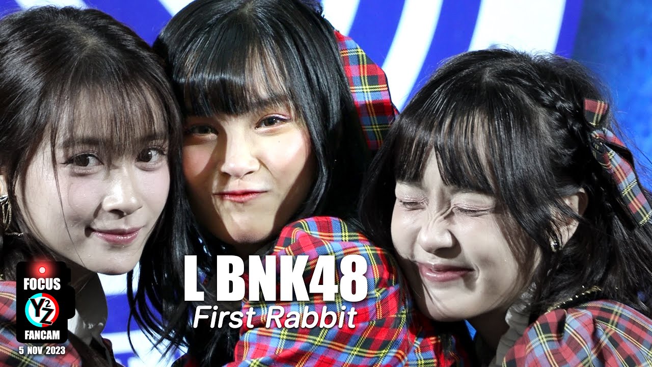 L BNK48 Fancam - First Rabbit | BNK48 15th Single "Kibouteki Refrain" Roadshow @The Promenade ...