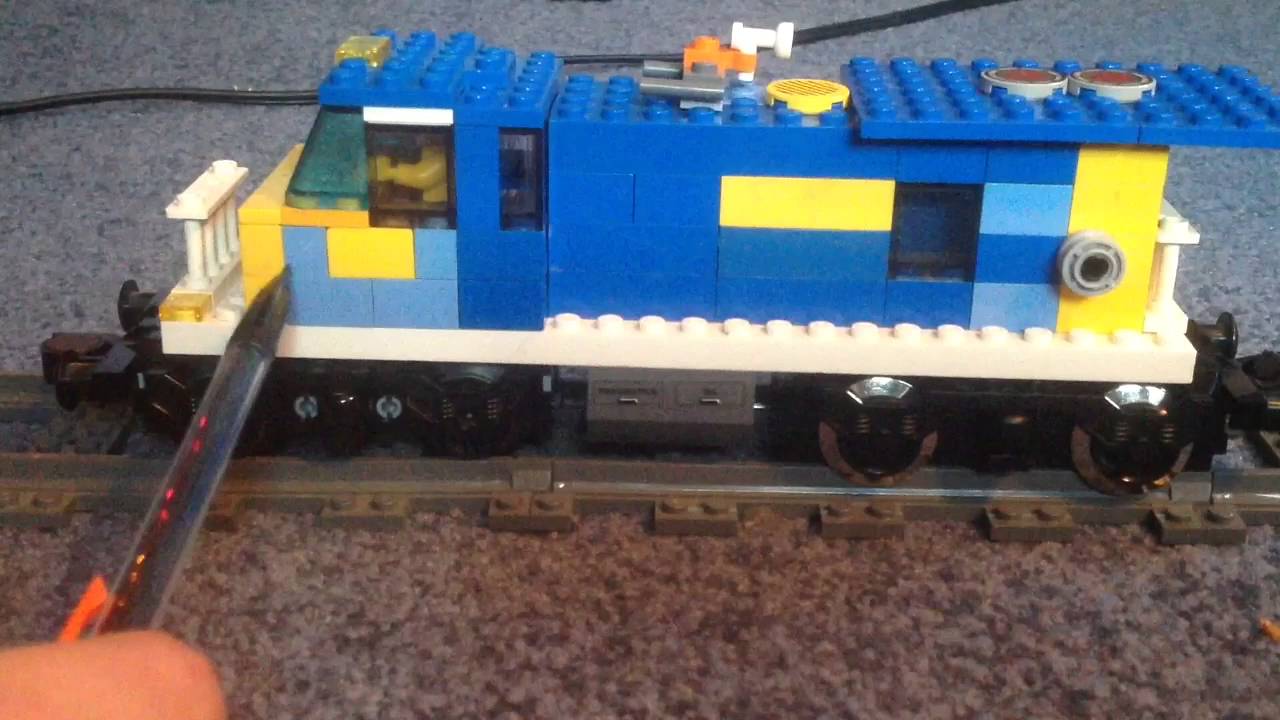 My custom LEGO CSX ES44ac MOC - YouTube