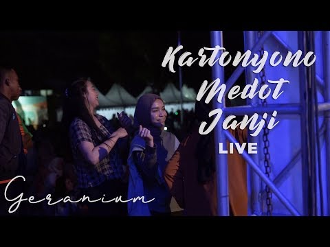 KARTONYONO MEDOT JANJI LIVE MALANG (GERANIUM)
