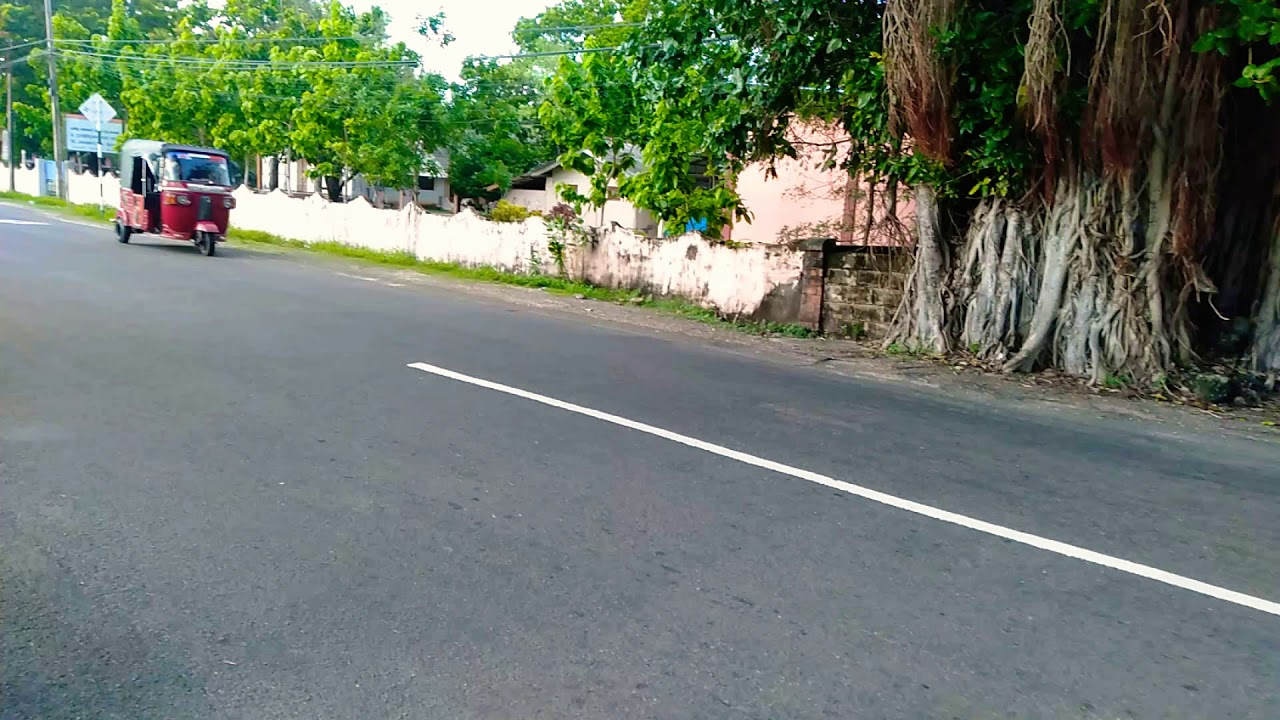 Three wheel stunt - YouTube