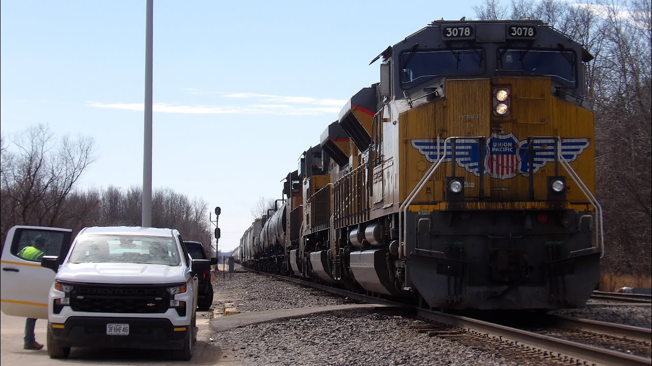 3-6-2025 UP Hoxie and Chester Sub Action with T4 ACe Leader, Train Meet and More - YouTube