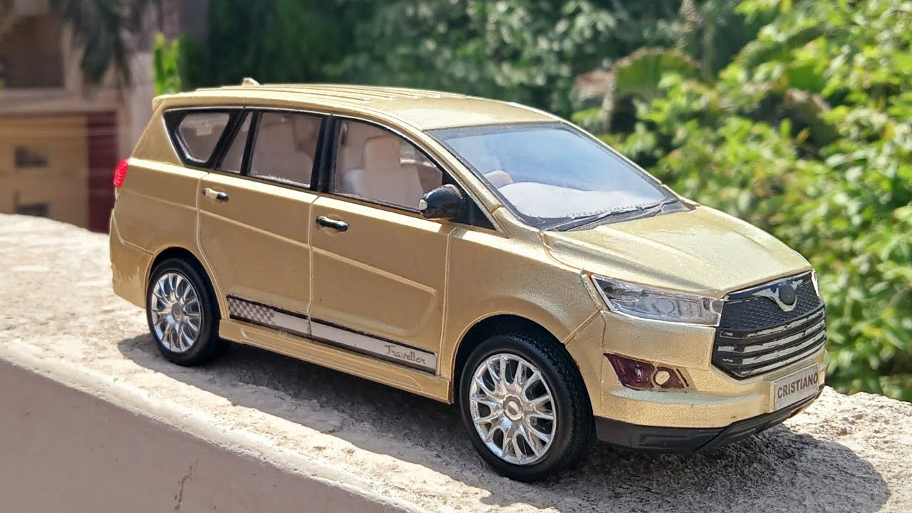 Diecast Toyota Innova Crysta /1/32 Scale / Innova Crysta model car ...