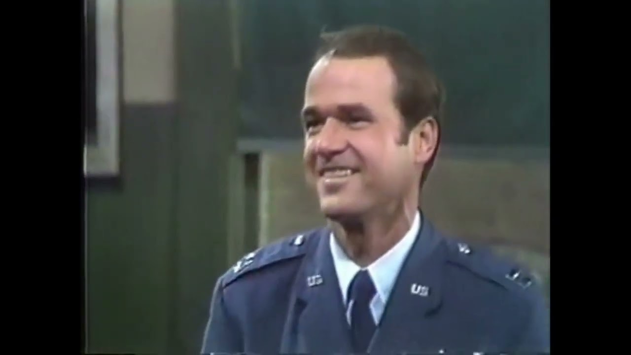 Barney Miller Wojo UFO - YouTube