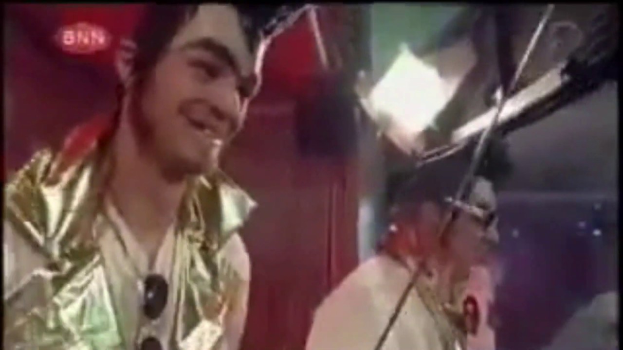 Dutch Robot Wars Series 2 Heat E - YouTube