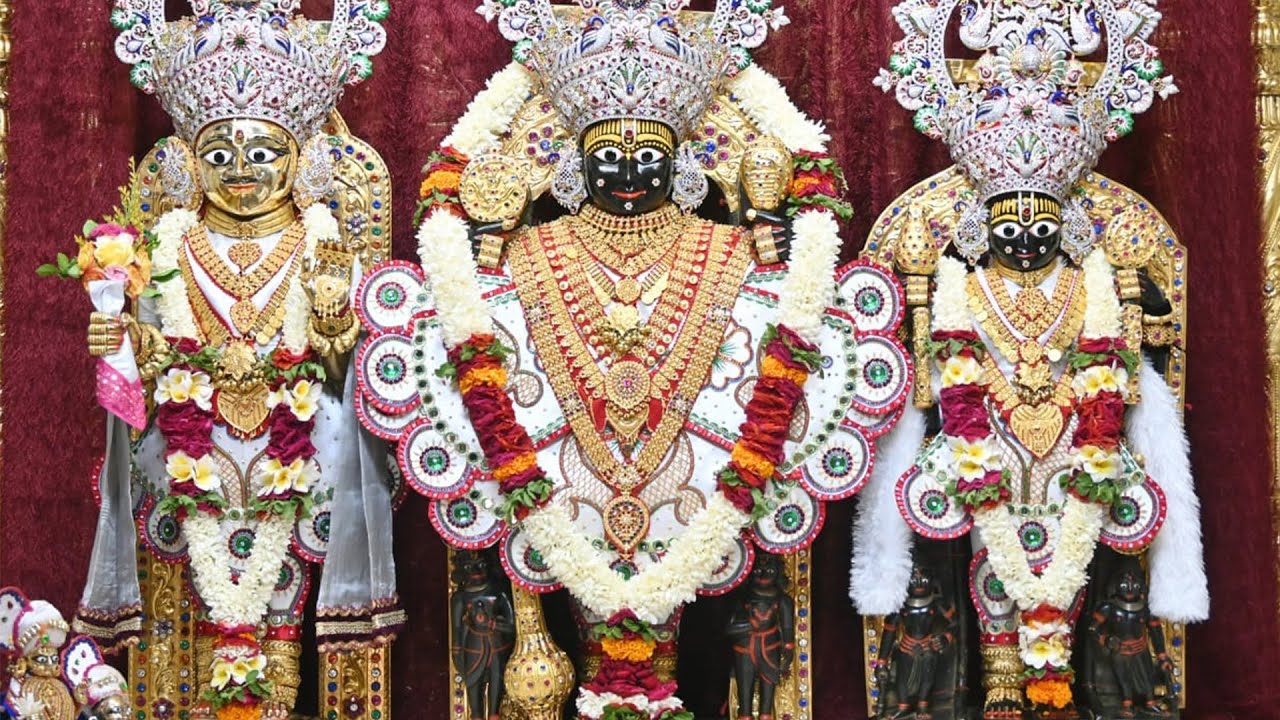 Bhuj Dham Daily Darshan - આજના દિવ્ય શણગારના દર્શન - તા:-૨૨-૦૫-૨૦૨૩ - છ ...