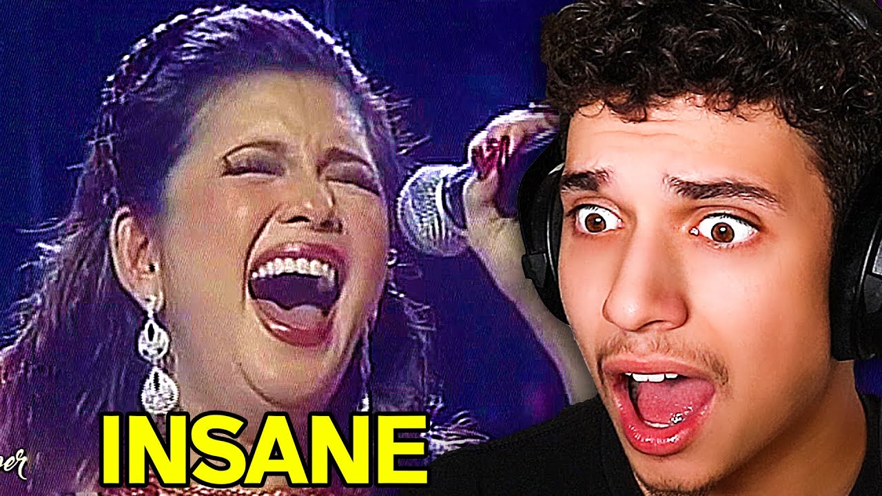 World's Greatest Singer Performs While Sitting! - YouTube