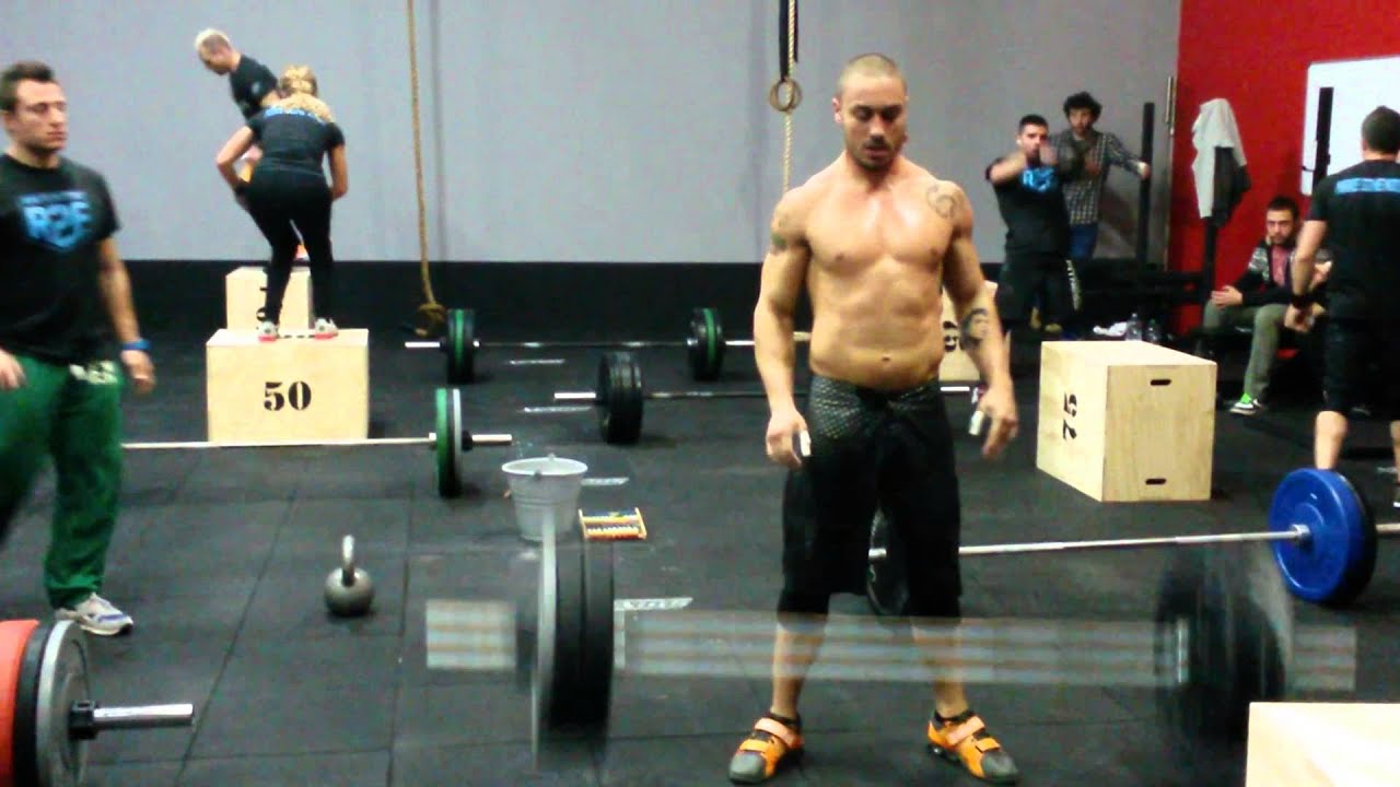 R2F Crossfit - YouTube