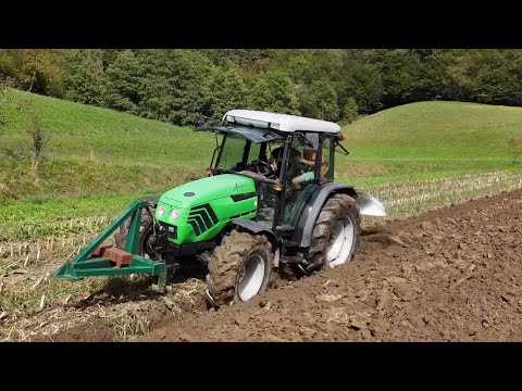 Pflügen mit Deutz-Fahr