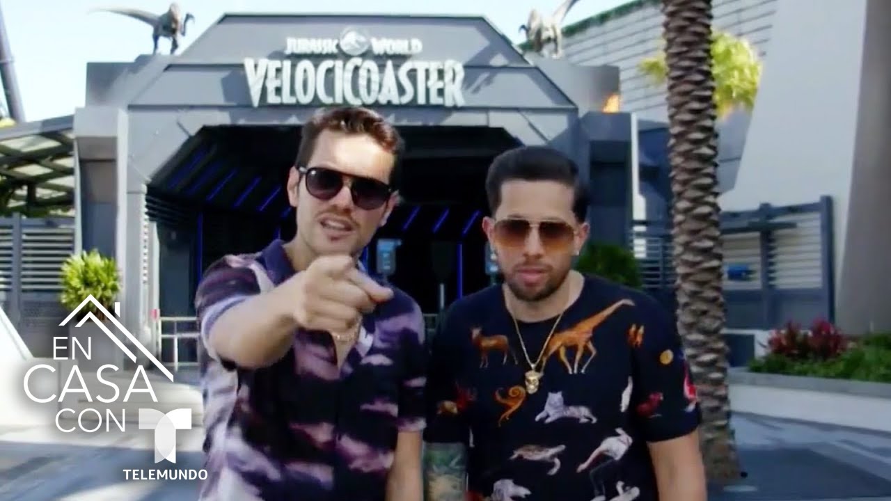 Freddy Lomeli y De la Ghetto se montan en el Jurassic World ...