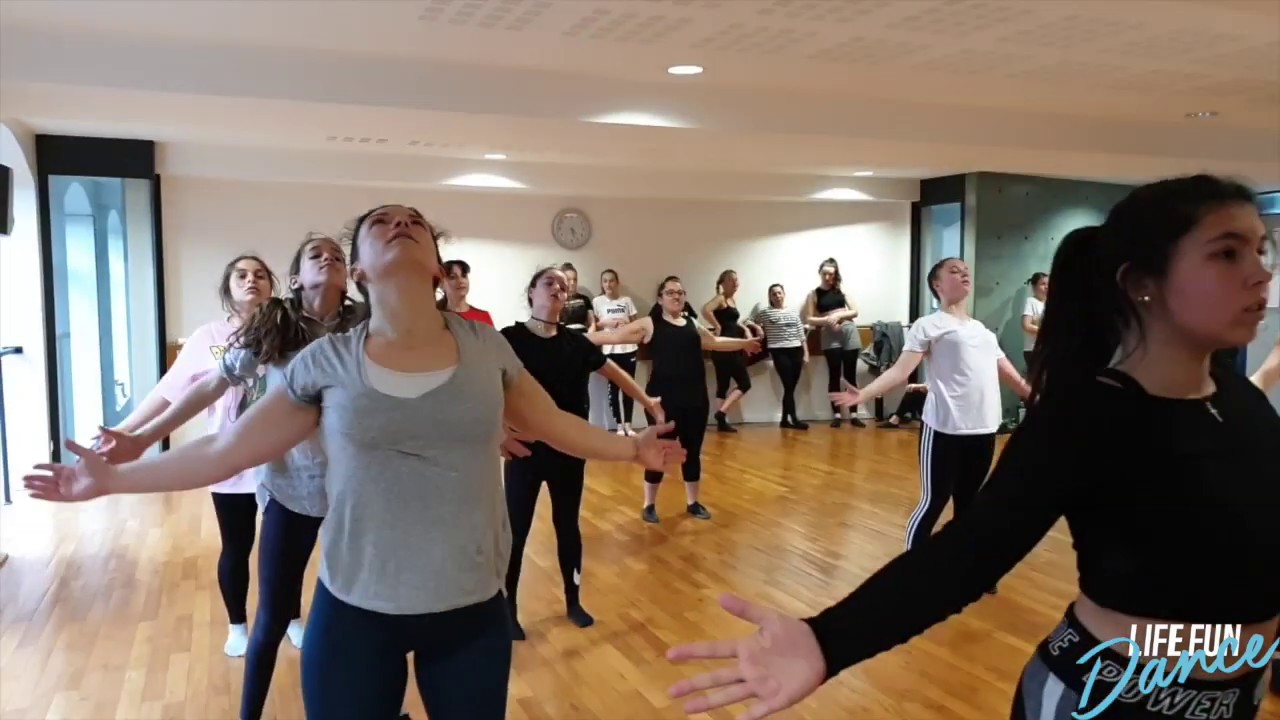 Danse Show - YouTube