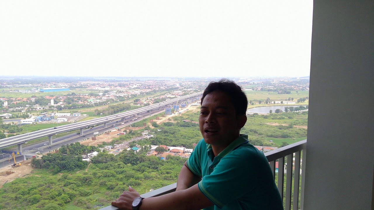 Top View TOL ELEVATED dan Danau Central Park Meikarta - YouTube