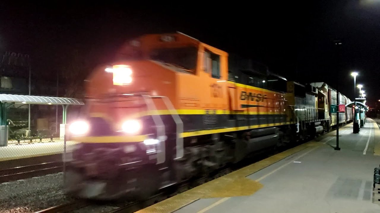 RARE! BNSF GP60M Leads Autorack Train! Ft. Santa Fe Power - YouTube