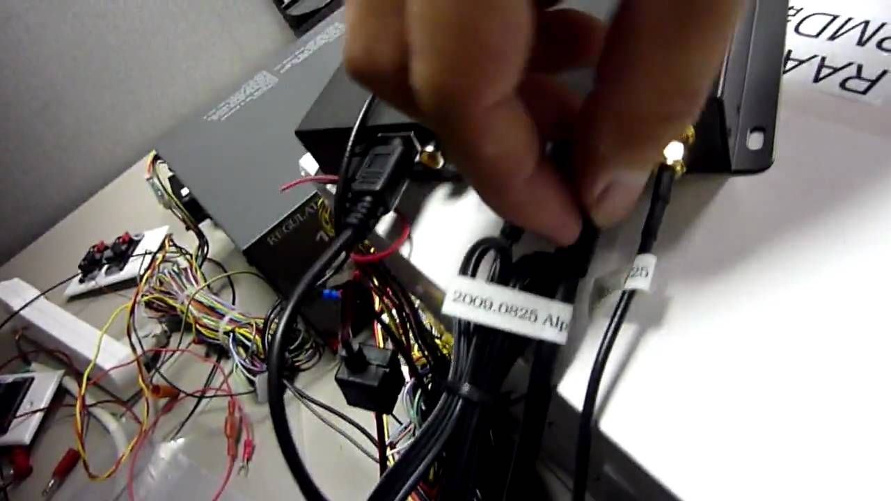 WP9100 with Alpine - YouTube