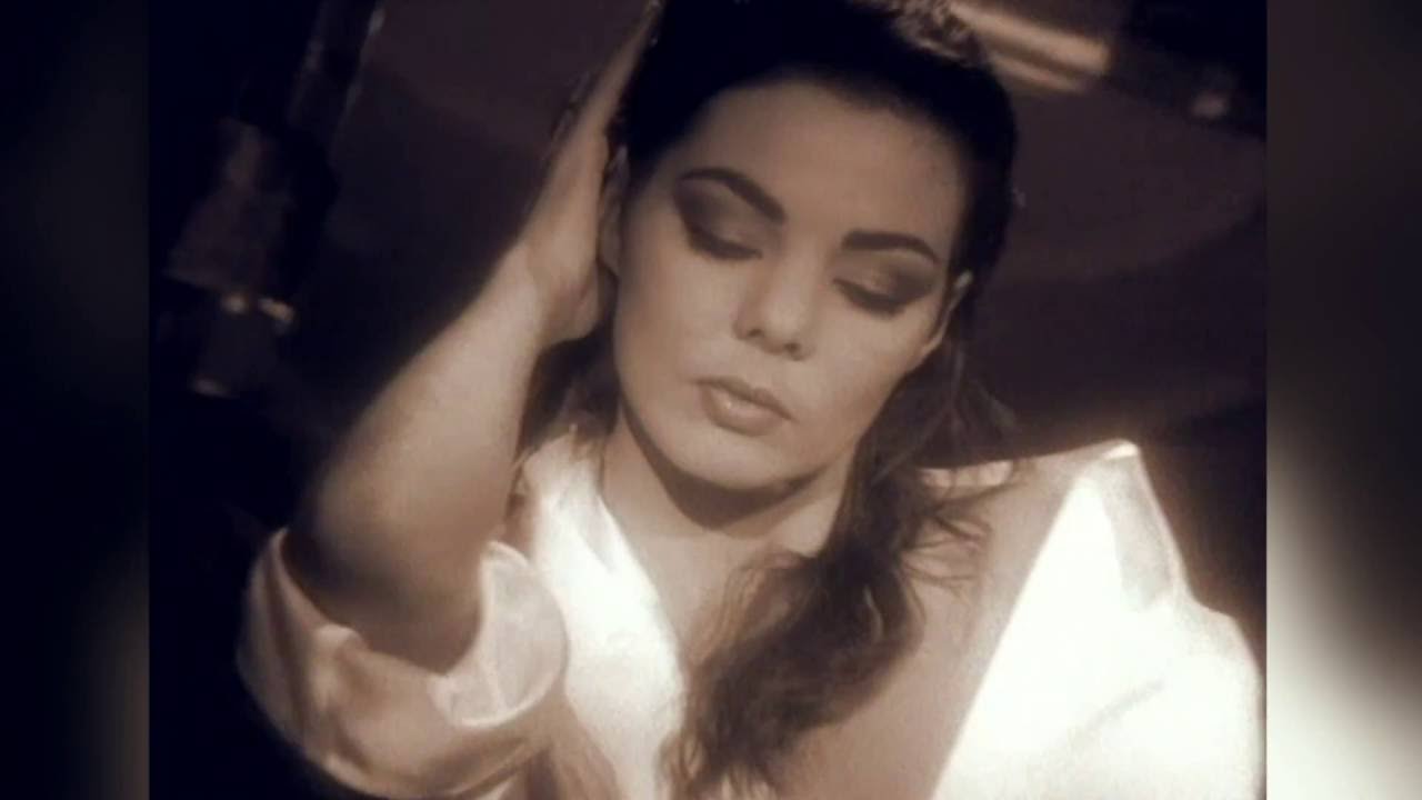 Sandra - Don't Be Aggressive HQ - YouTube