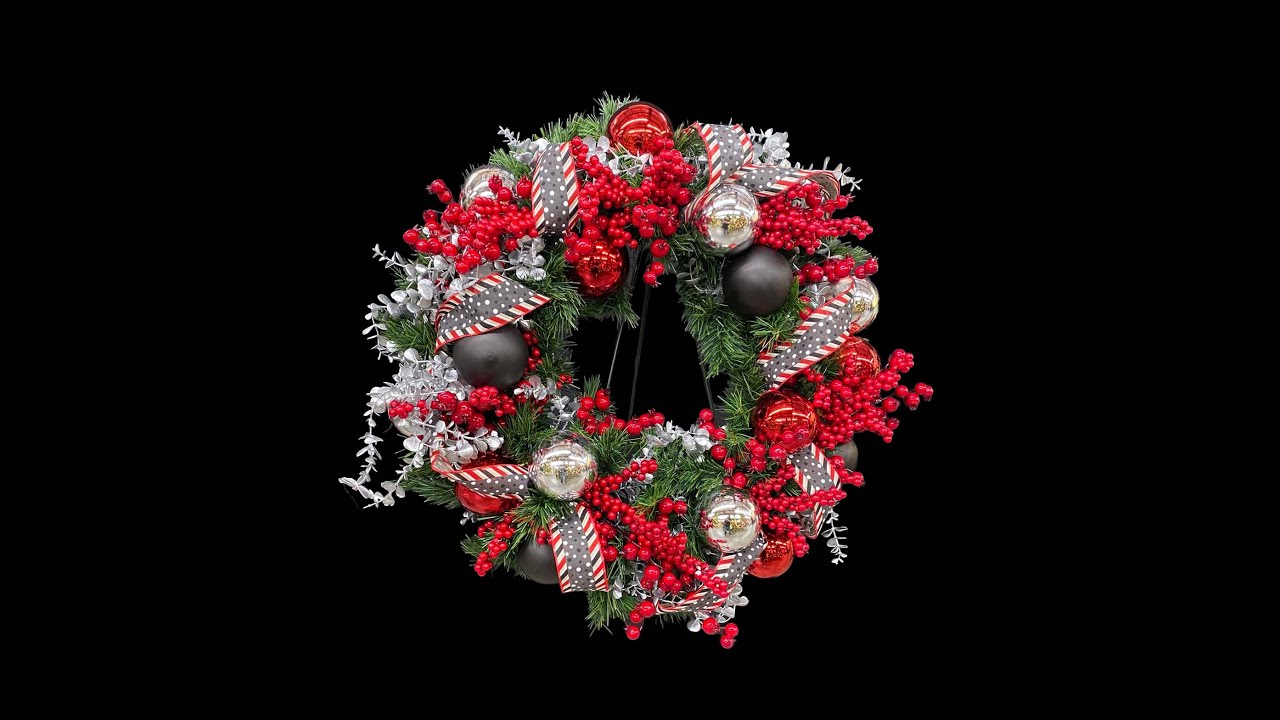 HOW TO: Classic Christmas Wreath - YouTube
