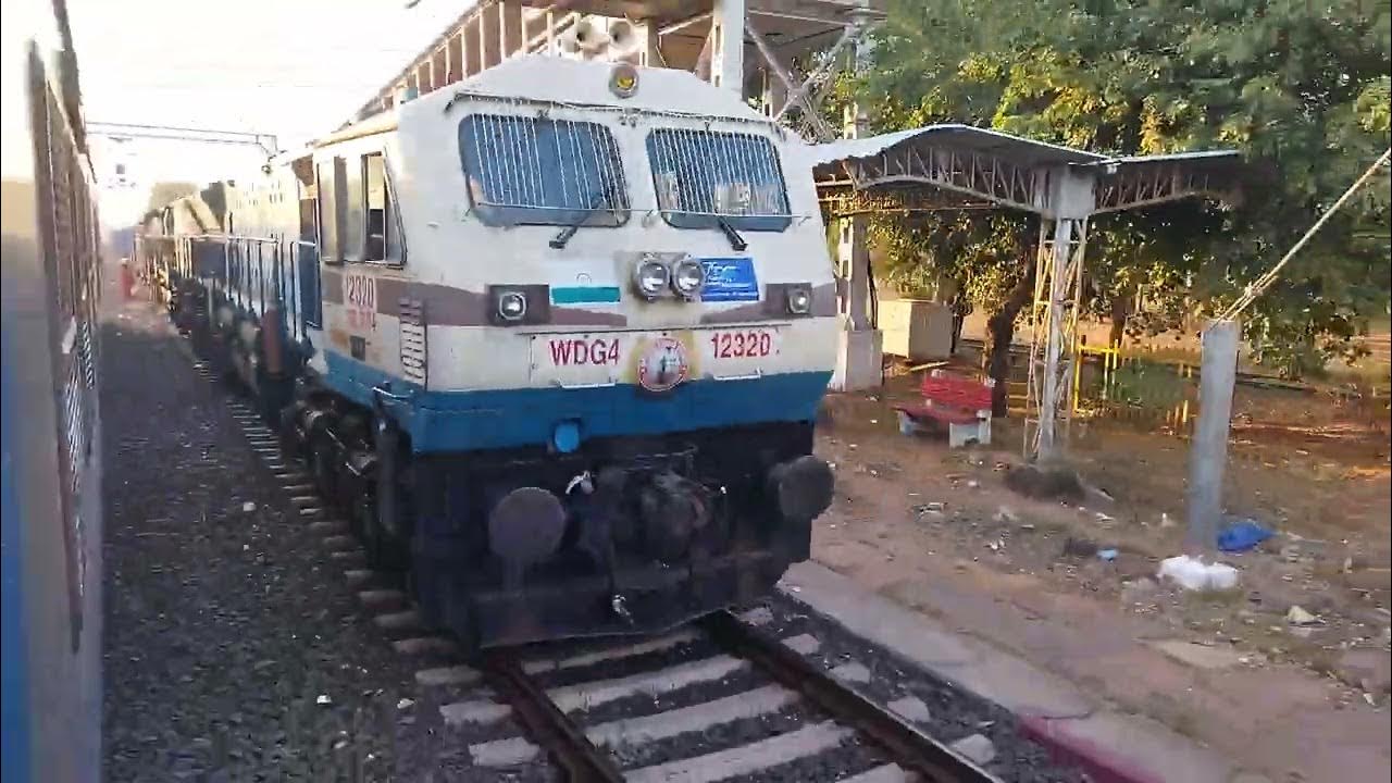 WDG4 twins meets in Hardua | goods emd locomotive | - YouTube