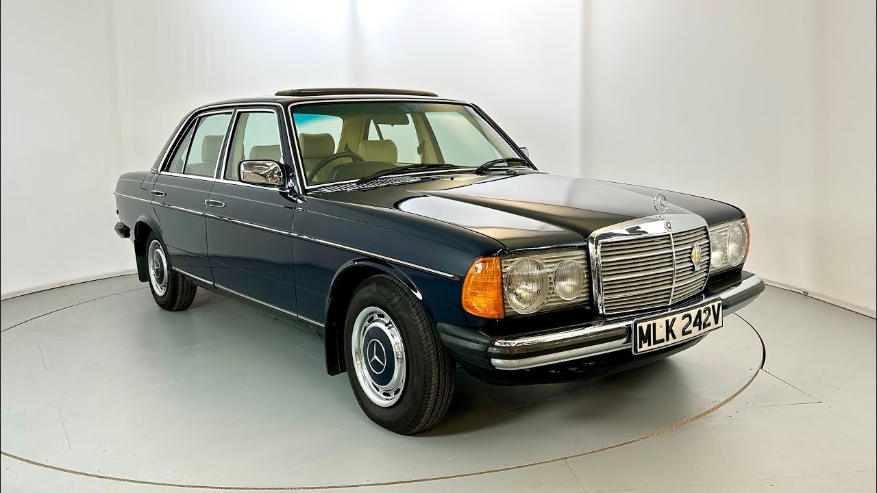 Mercedes-Benz 230 - Stunning original condition! - YouTube